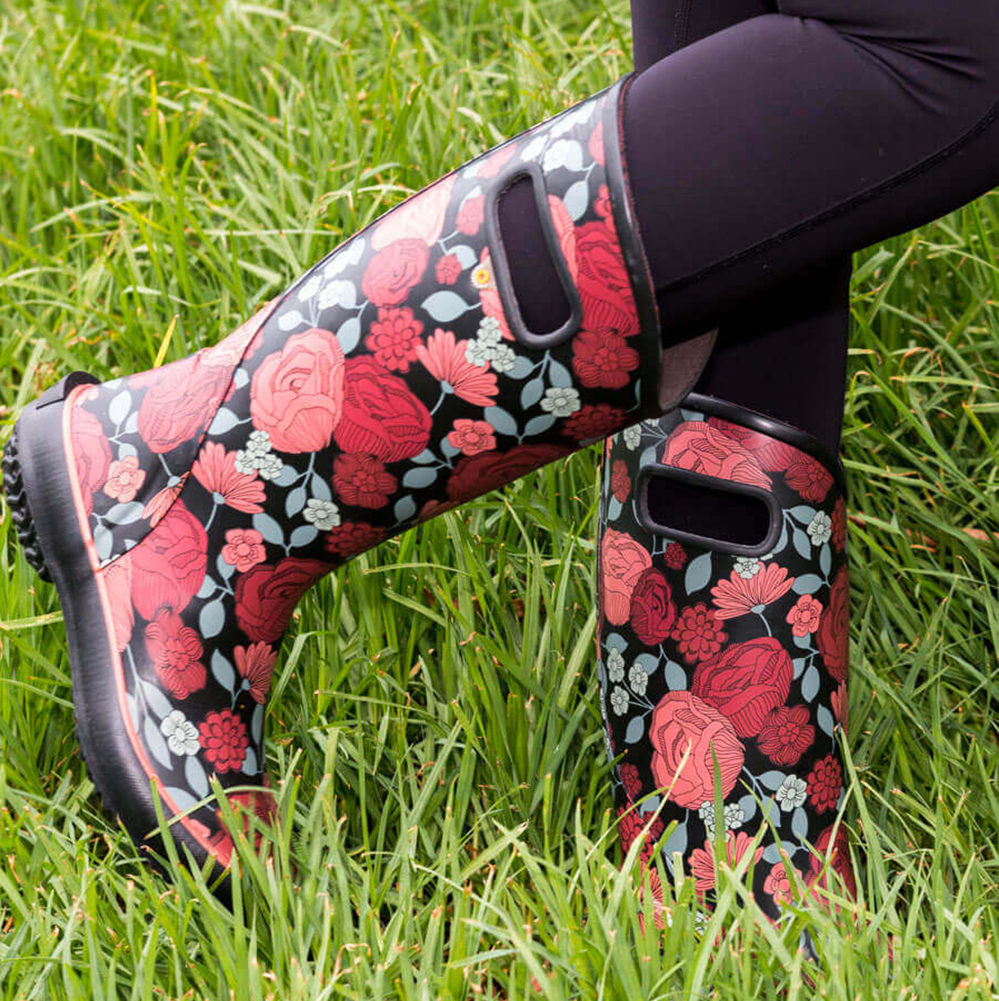 BOGS Le Jardin Cherry Rainboots - ShoeBeDoo
